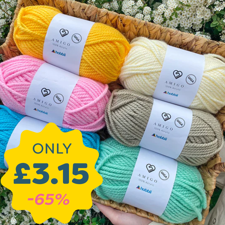 Yarns and accessories from Hobbii - Delivered with love.